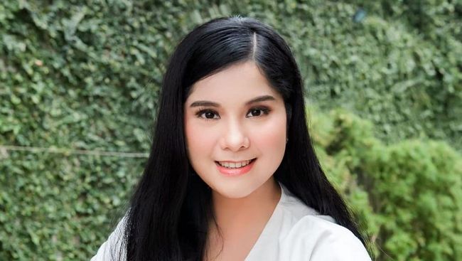Anisa Pohan berduka karena sang kakak meninggal dunia...