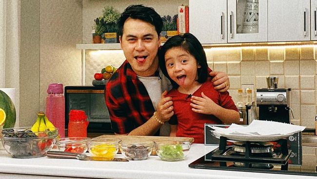 Resep Creamy of Spinach ala Chef Steby, Lengkap dengan Keripik Kentang Bun