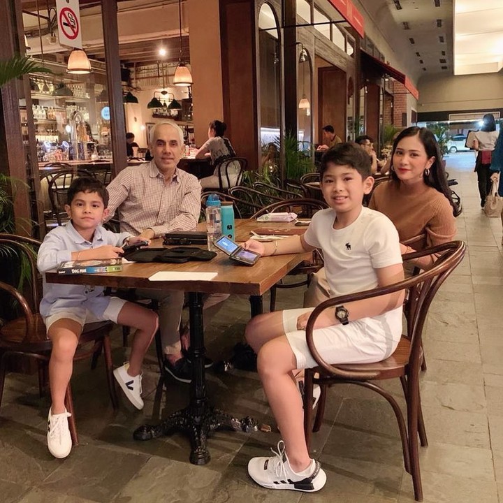 7 Potret Putra Bunga Zainal & Sukhdev Singh Keturunan India, Gemar ...