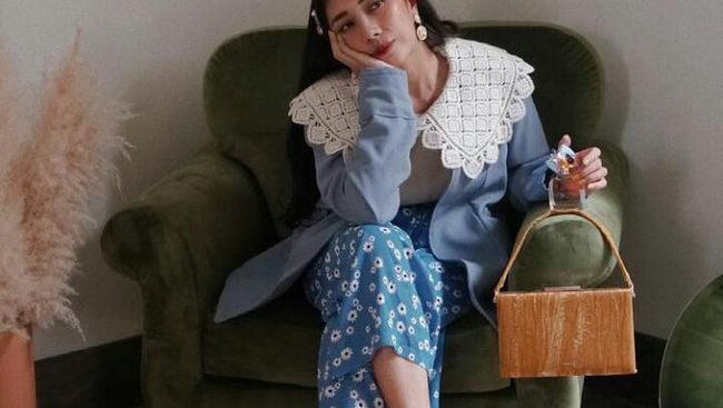 Cantik Bergaya Vintage. 5 Gaya Selebriti dan Influencer Ini Bisa ...