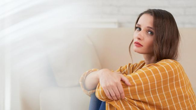 Bukan Antisosial, 6 Zodiak Ini Memang Hobi Menyendiri