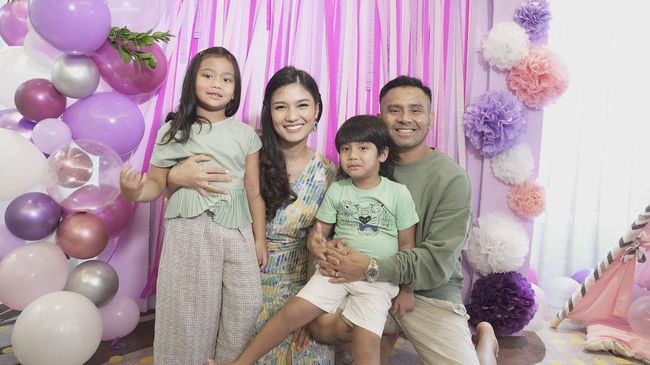 Rilis Lagu Teman Hidup, Intip Kembali Potret 7 Judika Bersama Istri ...