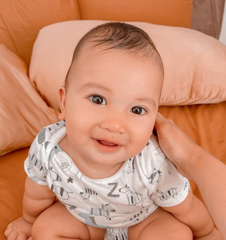 7 Potret Terbaru Baby Ukkasya, Putra Zaskia Sungkar yang Makin ...