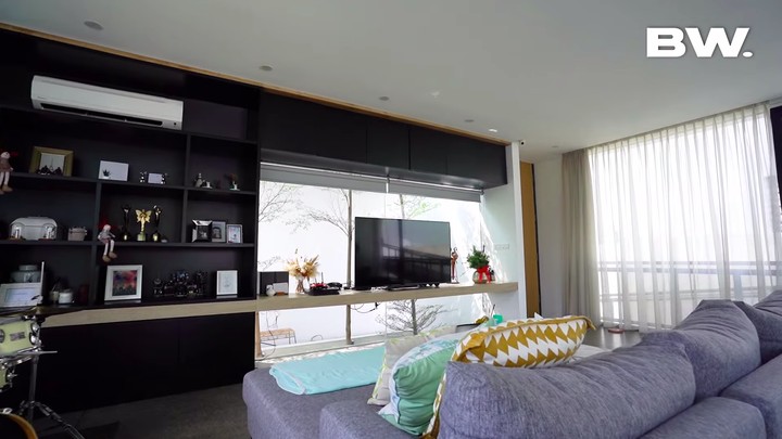 7 Potret Rumah Mewah Sammy Simorangkir Setelah Sempat Terpuruk Karena ...