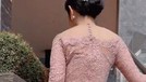 Kerap Tampil Seksi, Intip Maria Vania Saat Pakai Kebaya Sangat Anggun! - Foto 1