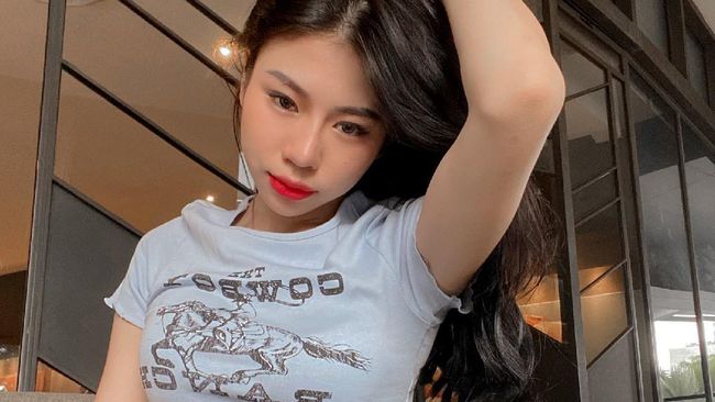 7 Potret Vey Ruby Jane Wanita yang Diduga Digoda oleh Salim Nauderer - Foto 1