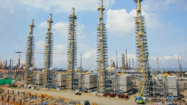 Bos Kilang Pertamina Bicara Efek Transisi Energi Fosil ke EBT