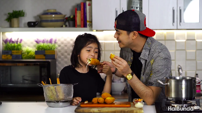 Resep Corn Dog Keju & Sosis ala Chef Steby, Tambahkan Sayur Buat Si ...