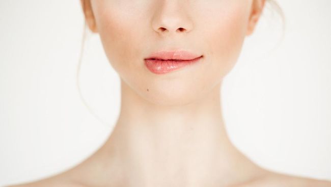 Selain Menjilatnya, Ini Cara untuk Cegah Bibir Kering dan Gelap