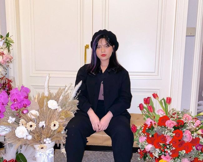 Inspirasi Pakaian Natal untuk Tubuh Curvy ala Beauty Vlogger Sarah Ayu!