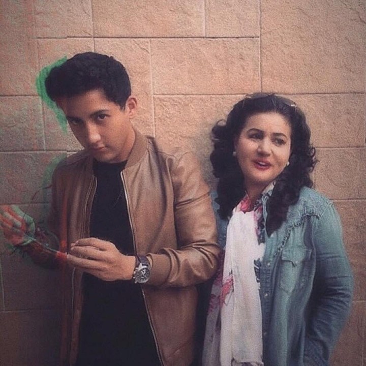 7 Potret Kedekatan Aaron Ashab dengan Ibunda, Selama Ini Dikasari Sang ...