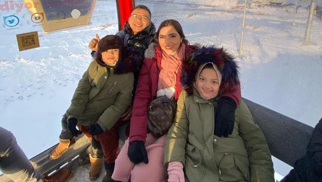 Arsy Hermansyah Kecelakaan saat Bermain Wahana di Turki, Alami Luka ...