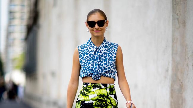 Nggak Hanya Seksi dan Sporty, Ini Cara Pakai Crop Top untuk Tampilan ...