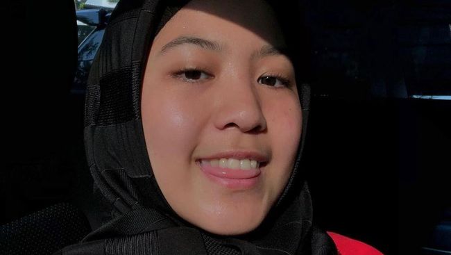 7 Potret Nasywa, Putri Desy Ratnasari yang Enggan Dikenal sebagai Anak ...