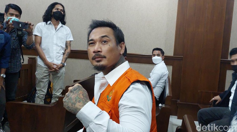 Ini yang Dilakukan Jerinx Sebelum Tinggalkan Penjara Ini yang Dilakukan Jerinx Sebelum Tinggalkan Penjara