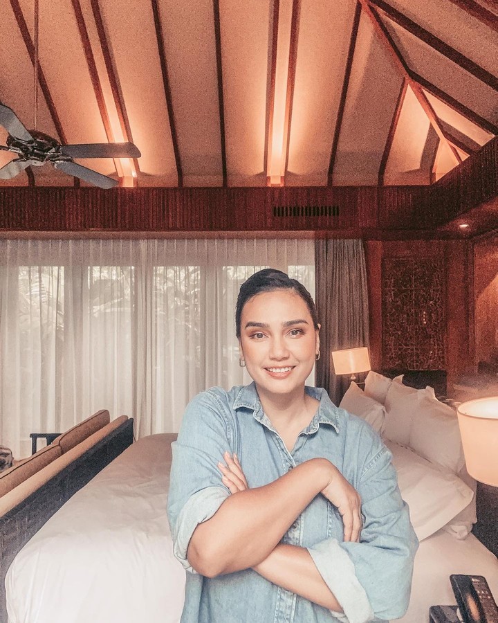 7 Potret Terkini Feby Febiola Tak Lagi Botak Usai Sembuh dari Kanker ...