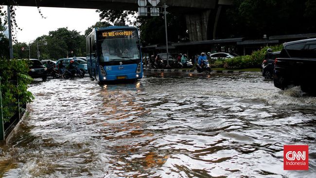 Bpbd Waspada Potensi Banjir Akhir Tahun 2022 Di Jakarta Passiontoprofit
