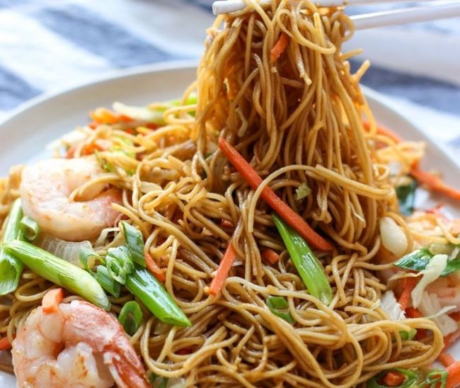 5 Fakta Seputar Mie Panjang Umur yang Khas Saat Perayaan Imlek