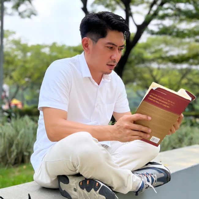 Viral Kapten Kapal Tampan Bawa Anak Kerja Usai Jadi Single Parent ...