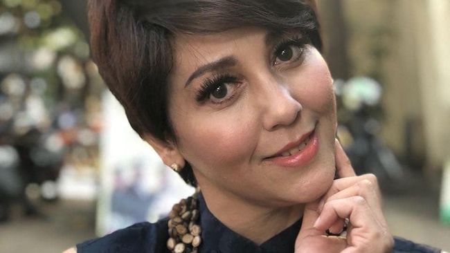 Ini Rahasia Awet Muda Meriam Bellina, Aktris Senior Berusia 59 Tahun yang Masih Tetap Eksis!