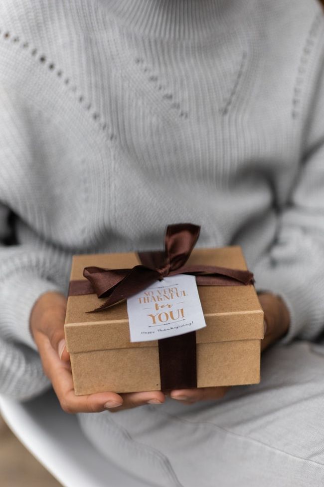 LDR atau Jarak Dekat, 5 Hadiah Ini Bisa Kamu Berikan untuk Pacar yang ...