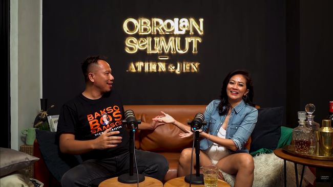 Kirim DM di IG, Vicky Prasetyo Tergoda Pesona Tante Atien