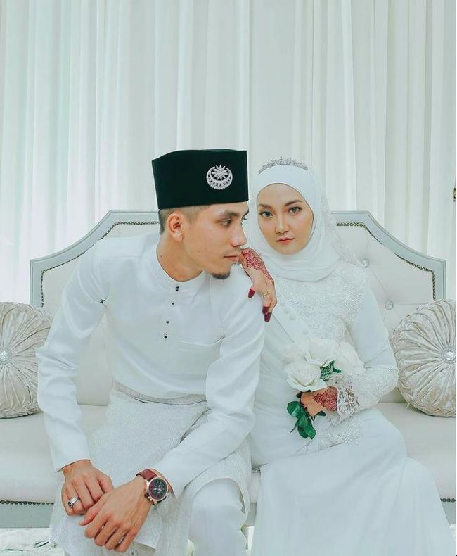 Cinta Tak Pandang Fisik Kisah Pria Nikahi Wanita Tanpa Kaki Bikin Haru