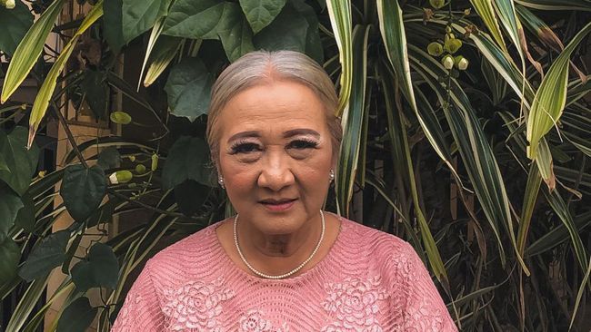 Yati Surachman Desperate to Change Religion Secretly, Turns out this is ...