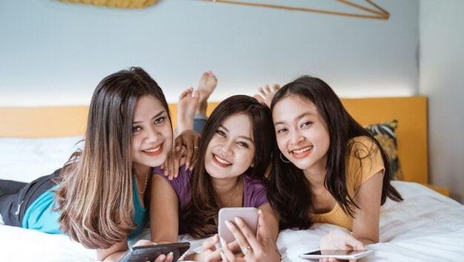 Nggak Harus Banyak, Ini 3 Jenis Teman yang Kamu Butuhkan Menurut Psikolog