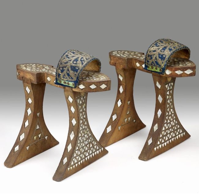 Model Sepatu Zaman Dulu yang Wajib Kamu Tahu, Aneh Tapi Trendi Pada ...