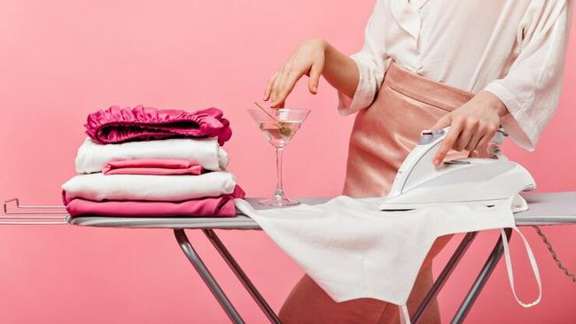 Jangan Sampai Salah! Ini Cara Menyetrika yang Benar Berdasarkan Jenis ...