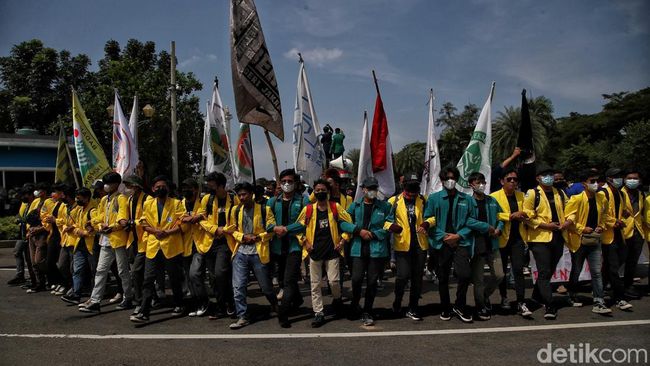 Tak Ada Tuntutan 'Turunkan Jokowi', Ini 6 Tuntutan Mahasiswa di Demo 11 ... Tak Ada Tuntutan 'Turunkan Jokowi', Ini 6 Tuntutan Mahasiswa di Demo 11 ...