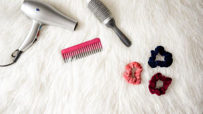 Makeup Sudah On Point, Tapi Rambut Masih Kusut? Ini Rekomendasi Alat ...