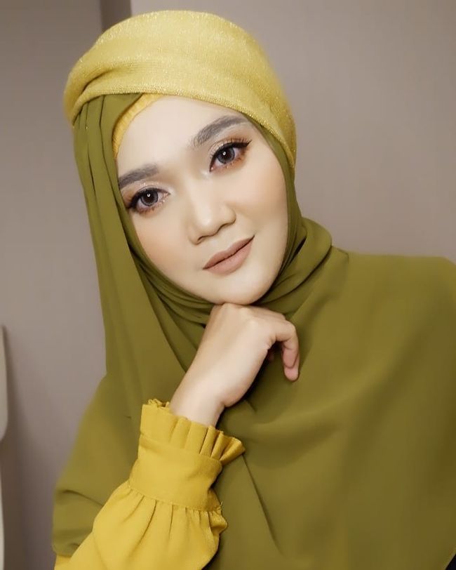 Kisah Sulis Kini Bahagia dengan Suami Baru