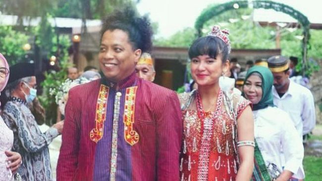 5 Potret Syukuran Pernikahan Indah Permatasari, Pemeran Tari di Wedding ...