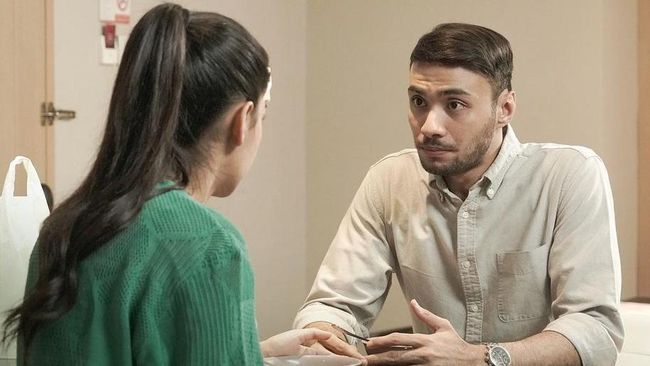 Selain di Wedding Agreement, Refal Hady Juga Main di Daftar Film Tenar ...