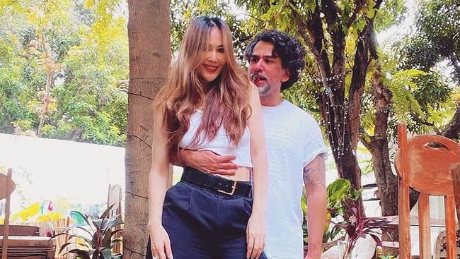 7 Potret Mesra Jeremy Thomas dan Ina, 27 Tahun Menikah Jarang Diterpa ...