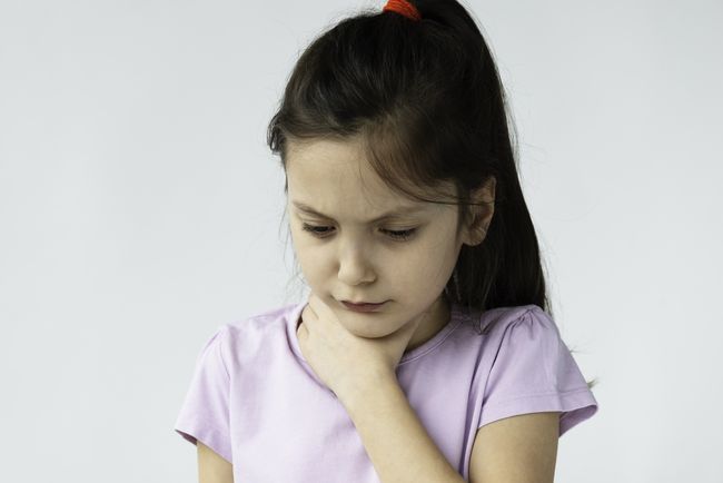 Apakah Radang Amandel pada Anak Harus Dioperasi? Simak Penjelasannya Bun