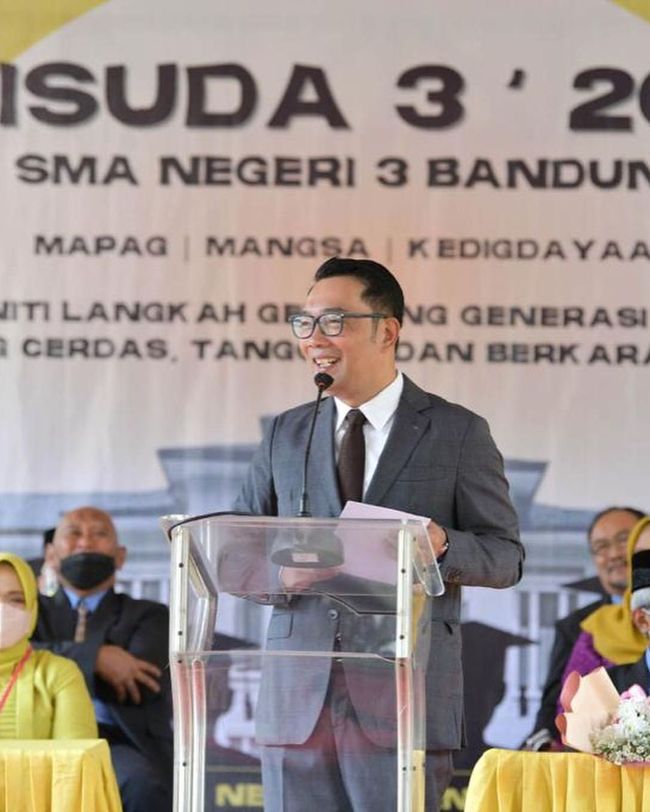 Terpopuler: Karya Arsitektur Ridwan Kamil yang Mendunia - Makan Nasi ...