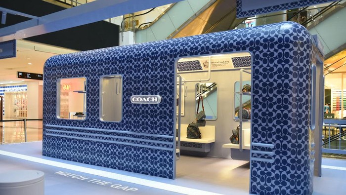 Coach Buka Pop-Up Store Bertemakan Subway ala Kota New York untuk ...