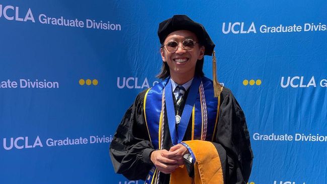 7 Potret Terbaru Alfandy Trio Kwek Kwek Tinggal di AS, Baru Wisuda ...