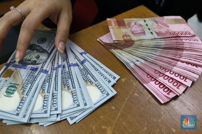 Breaking! Rupiah Menguat, Dolar Turun ke Rp 16.035