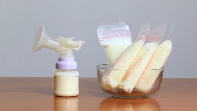 10 Rekomendasi Kantong ASI Perah Anti-Bocor dan Ramah di Kantong