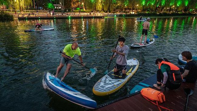 Longgar Aturan Covid, Ramai-ramai Warga China 'Balas Dendam' Pelesiran
