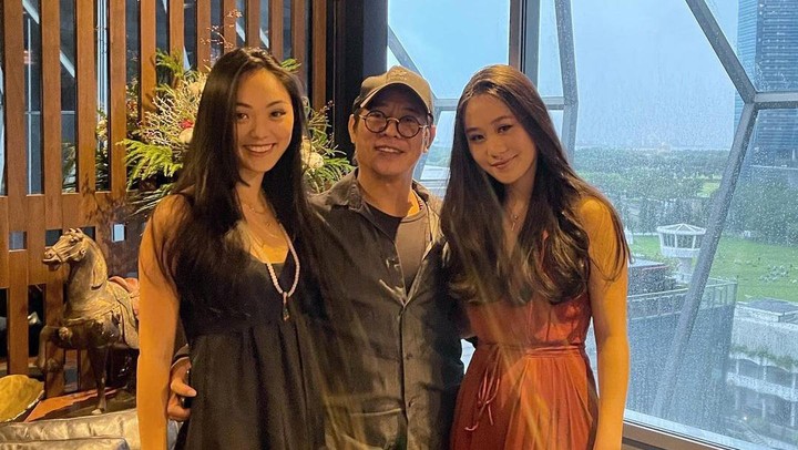 Intip 7 Potret Jet Li dan Dua Anak Perempuannya, Cantik Banget Bikin ... Intip 7 Potret Jet Li dan Dua Anak Perempuannya, Cantik Banget Bikin ...