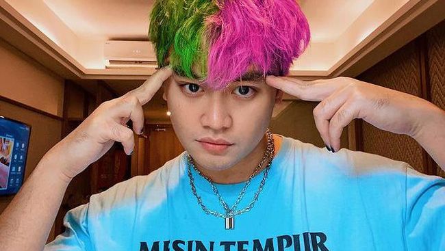 8 Potret Bounty Anak Thomas Ramdhan Drummer Sheila on 7 Saat Manggung ...