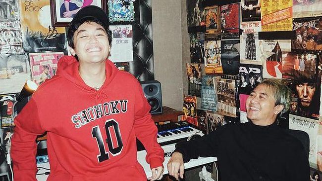 10 Potret Bounty & Thomas Ramdhan, Bapak-Anak Kompak! - Foto 1