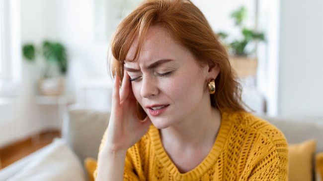 Sering Dikira Mirip dengan Sakit Kepala Biasa, Kenali Tanda-tanda ...