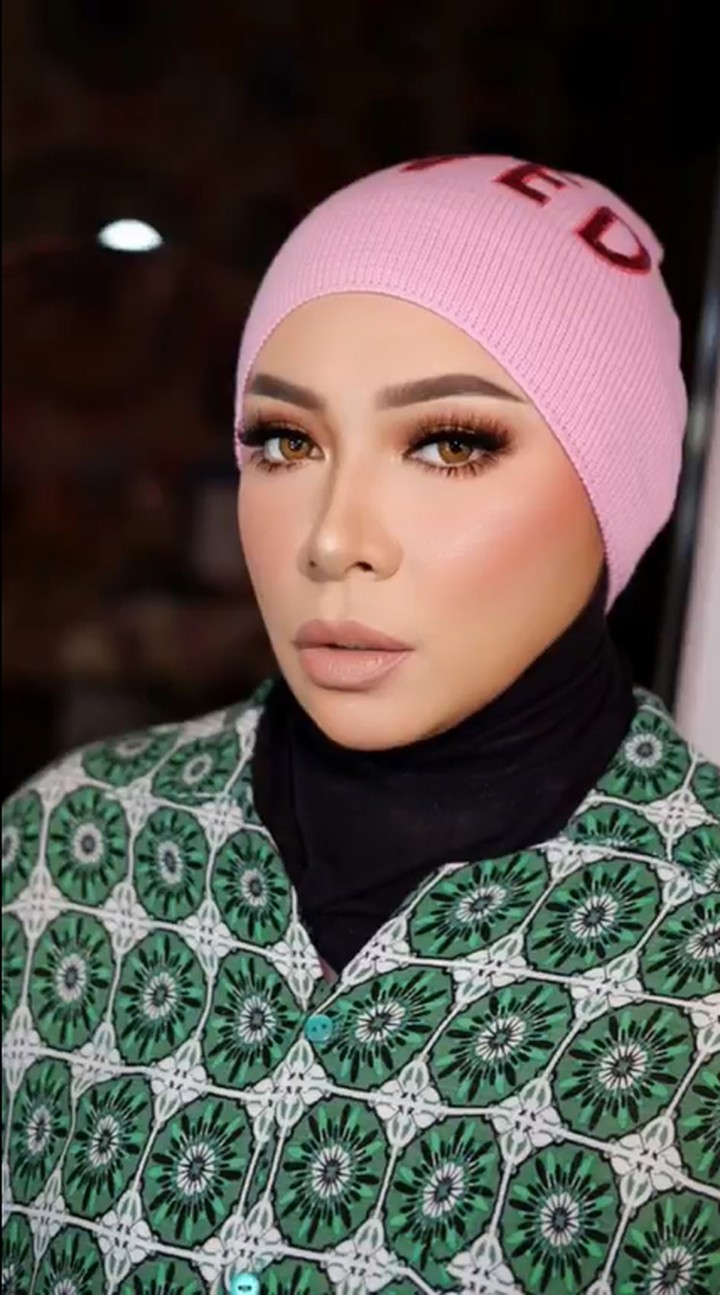 Bikin Pangling, 7 Potret Terbaru Melly Goeslaw Langsing Usai Operasi ... Bikin Pangling, 7 Potret Terbaru Melly Goeslaw Langsing Usai Operasi ...