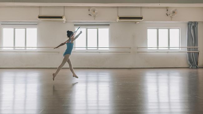 Mengenal Senam Ritmik, Sejarah hingga Tiga Langkah Dasarnya